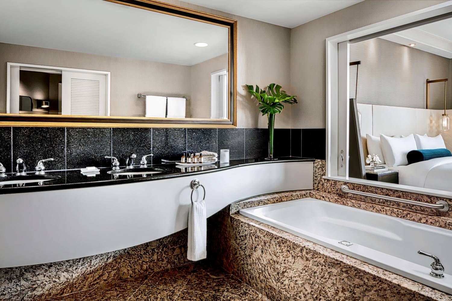 Dayuse Hotels in Vancouver • Hotels by the hour | Dayuse.com