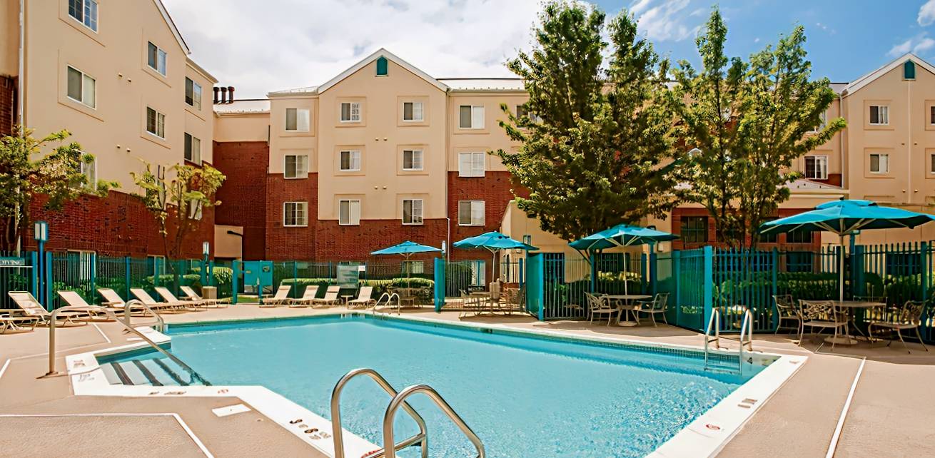 Hourly Hotels : Hotel rooms for a few hours - Dayuse.com