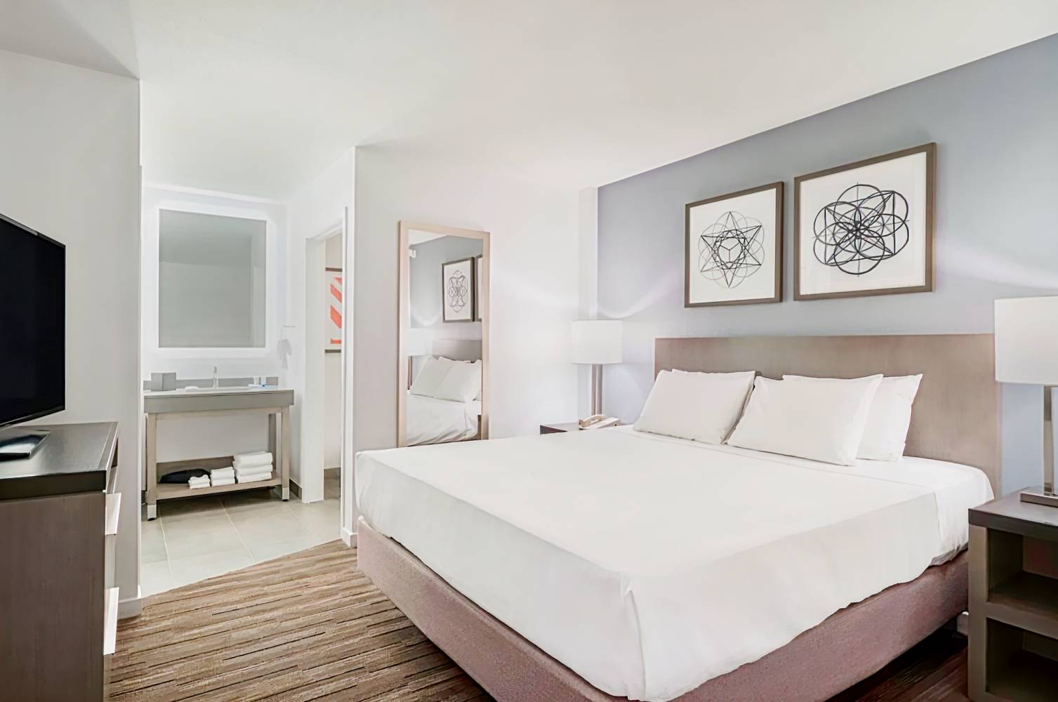 Hourly Hotels : Hotel rooms for a few hours near me - Dayuse.com