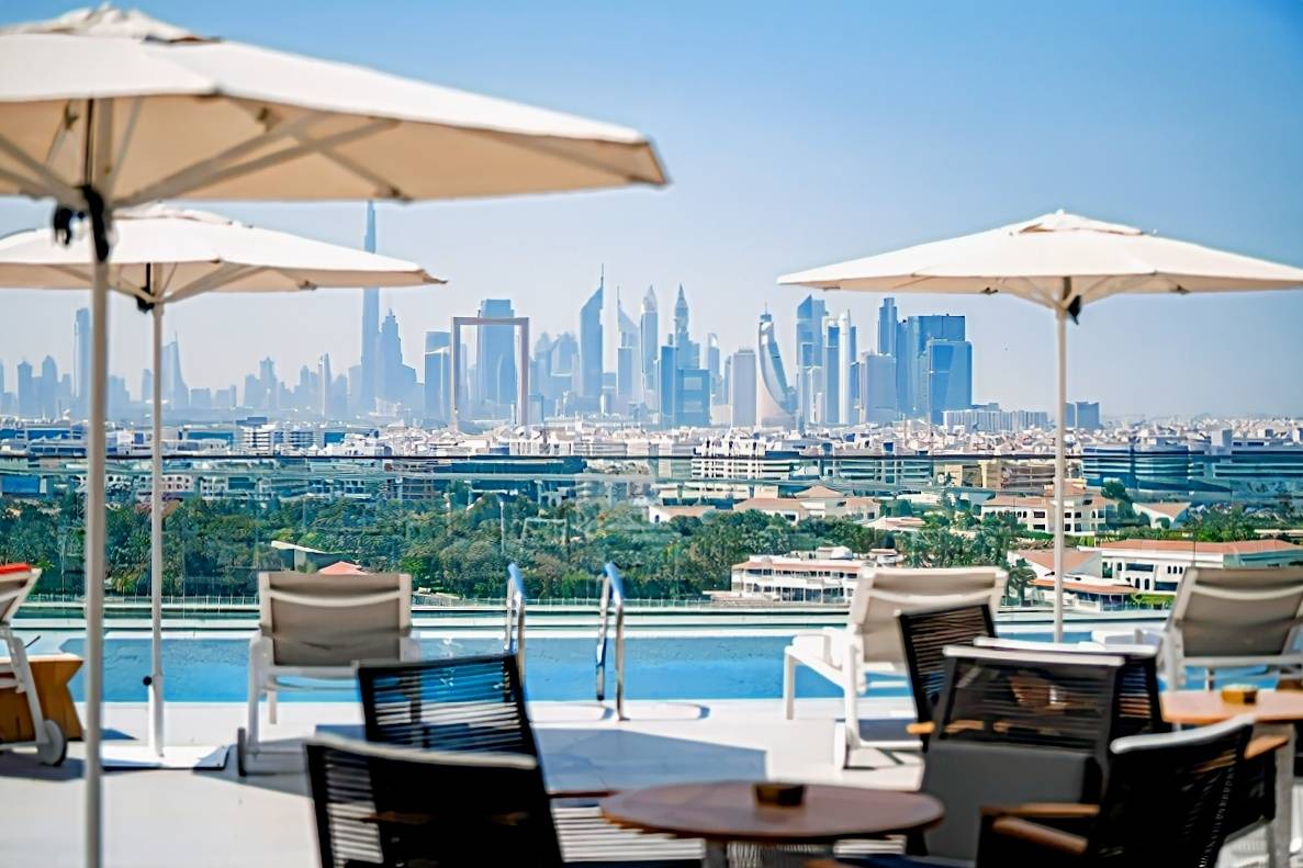 Al Bandar Rotana, Deira : hotel during the day - Dayuse.ae