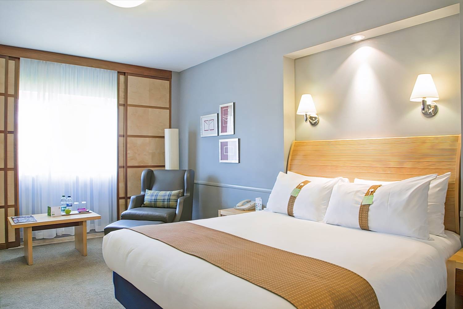 Holiday Inn Guildford, an IHG Hotel, Surrey : -23% during the day ...