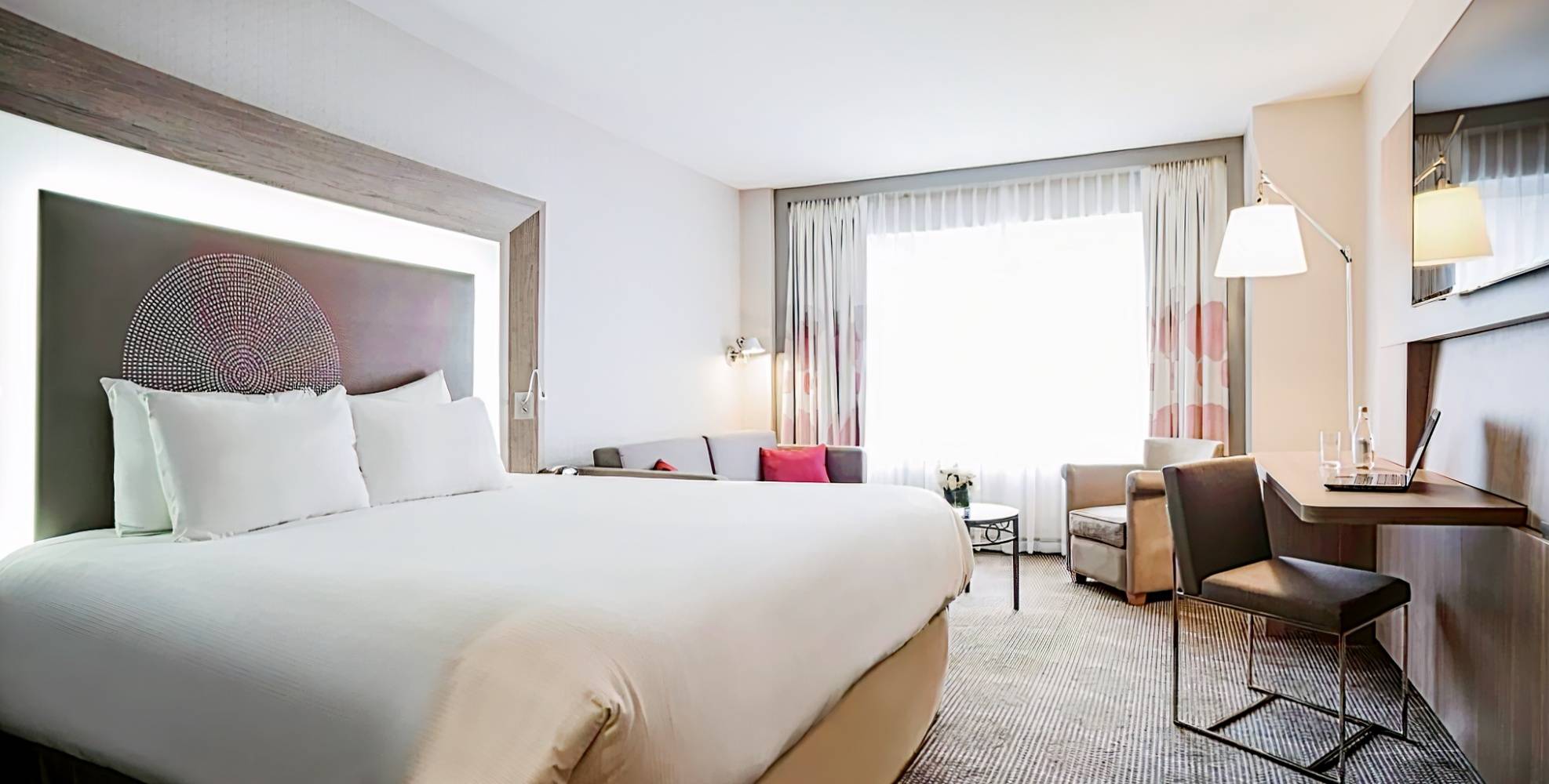 Novotel Montréal Centre, Ville-Marie : -34% during the day - Dayuse.com