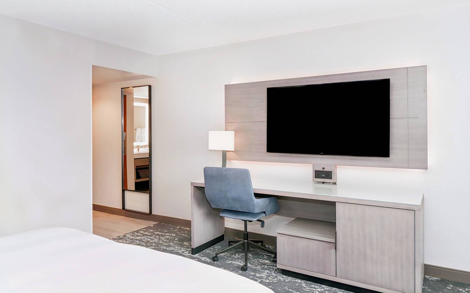 Early Check-In Hotels - Check in hotel now - Dayuse.com