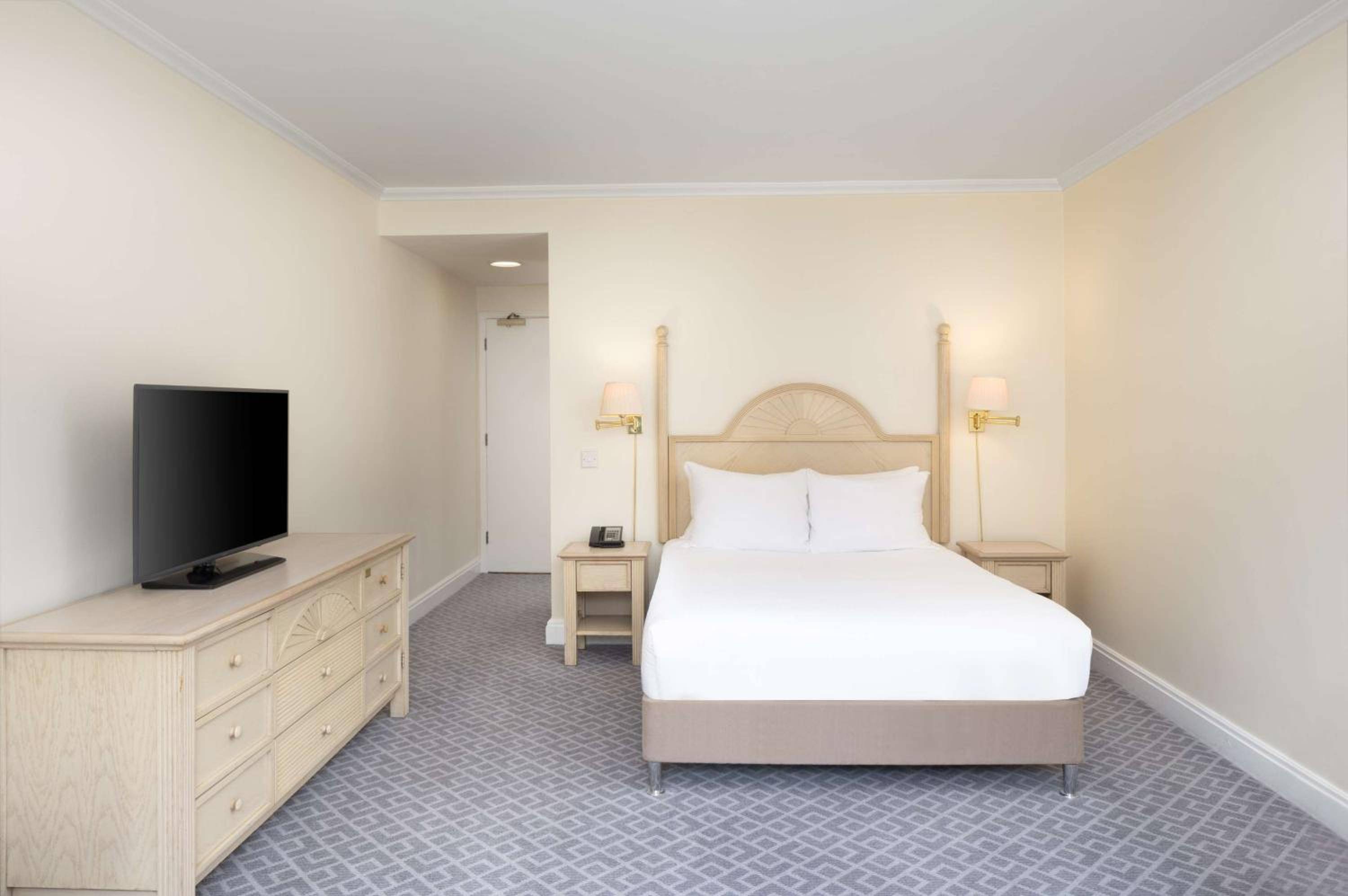 Hilton Northampton, Collingtree, England : -35% during the day - Dayuse.com