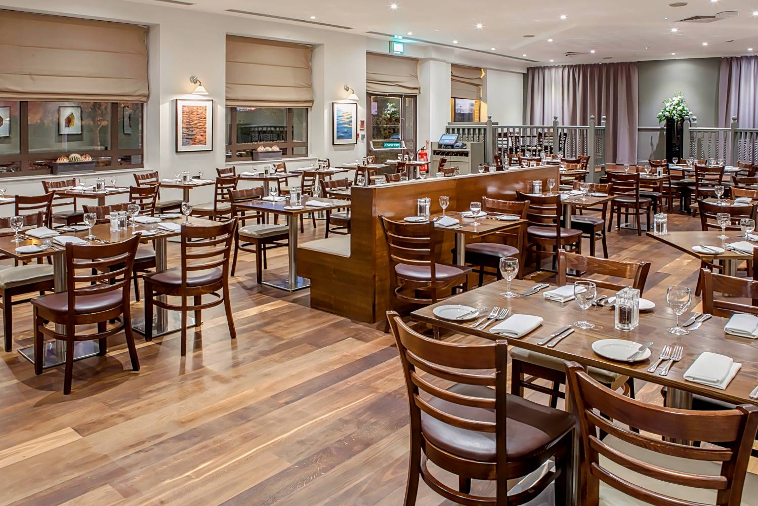 Doubletree by Hilton Swindon Hotel, England : -34% during the day ...