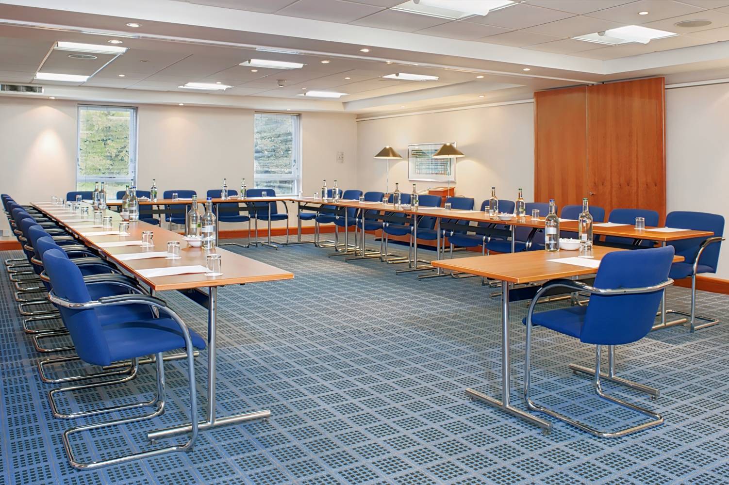 Holiday Inn Maidstone Sevenoaks, Wrotham Heath : -37% during the day ...