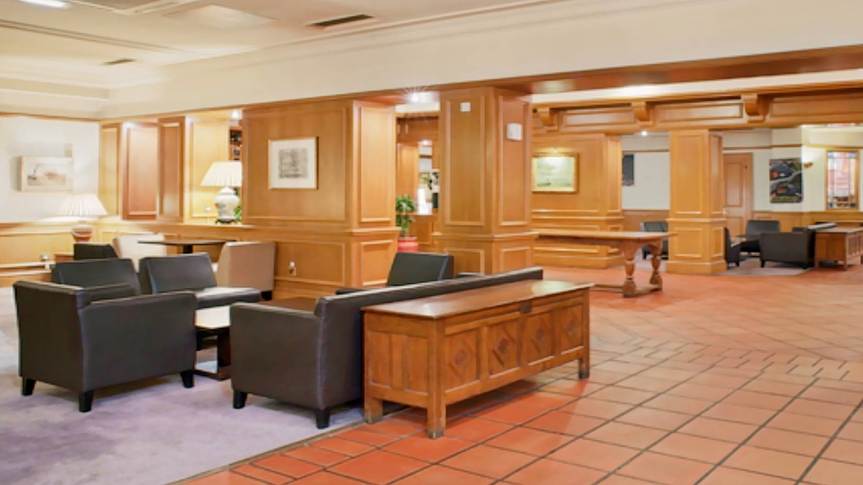 Holiday Inn Maidstone Sevenoaks, Wrotham Heath : -37% during the day ...