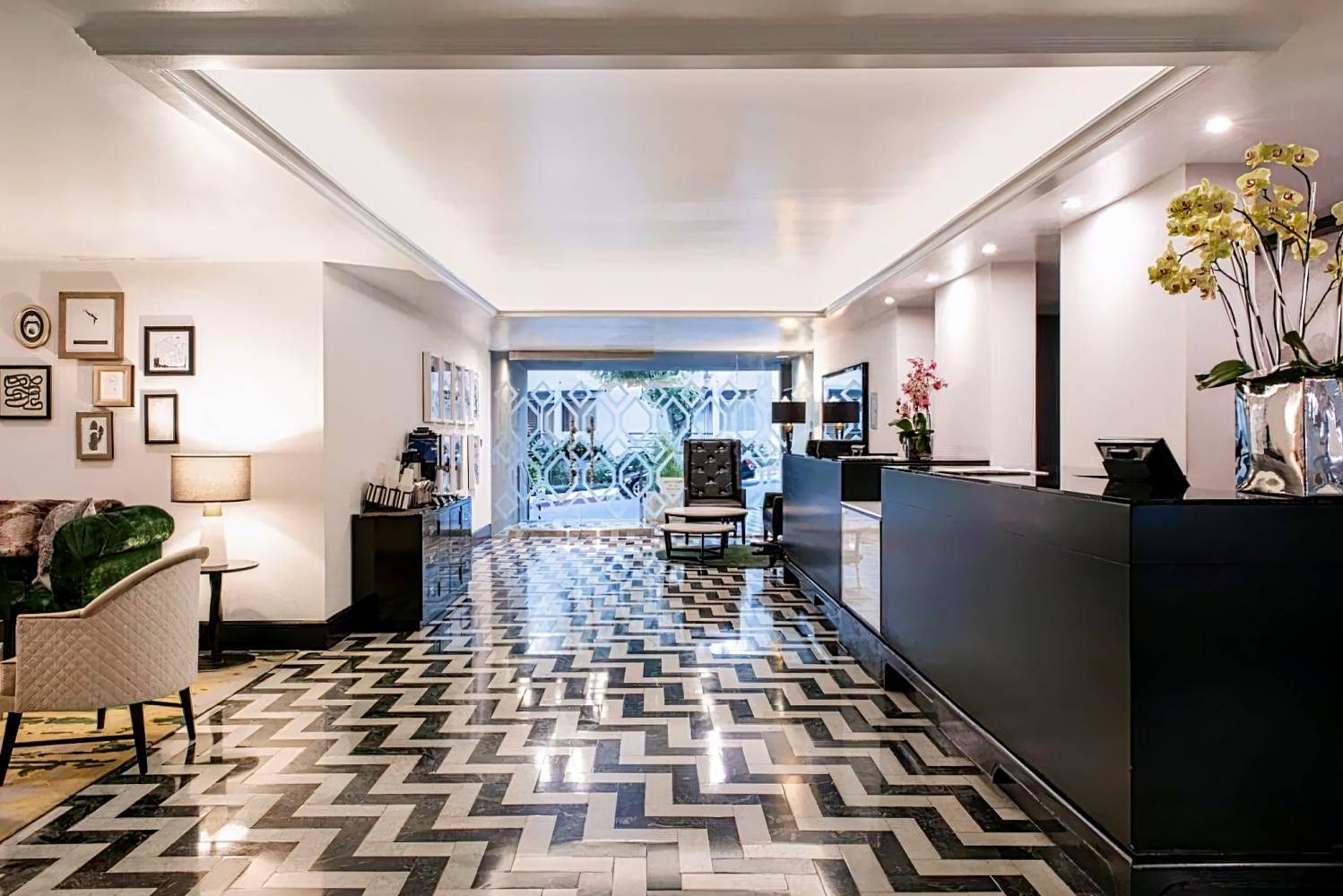 Chamberlain West Hollywood Hotel, Central LA : -28% during the day ...