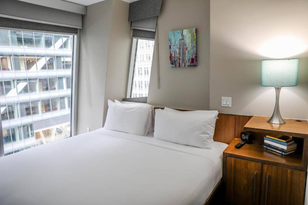 The Gotham Hotel NY, Manhattan : -23% during the day - Dayuse.com