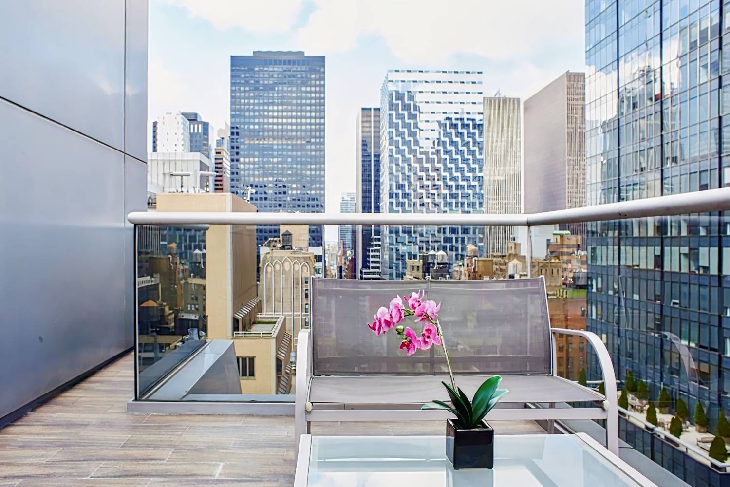 The Gotham Hotel NY, Manhattan : -23% during the day - Dayuse.com