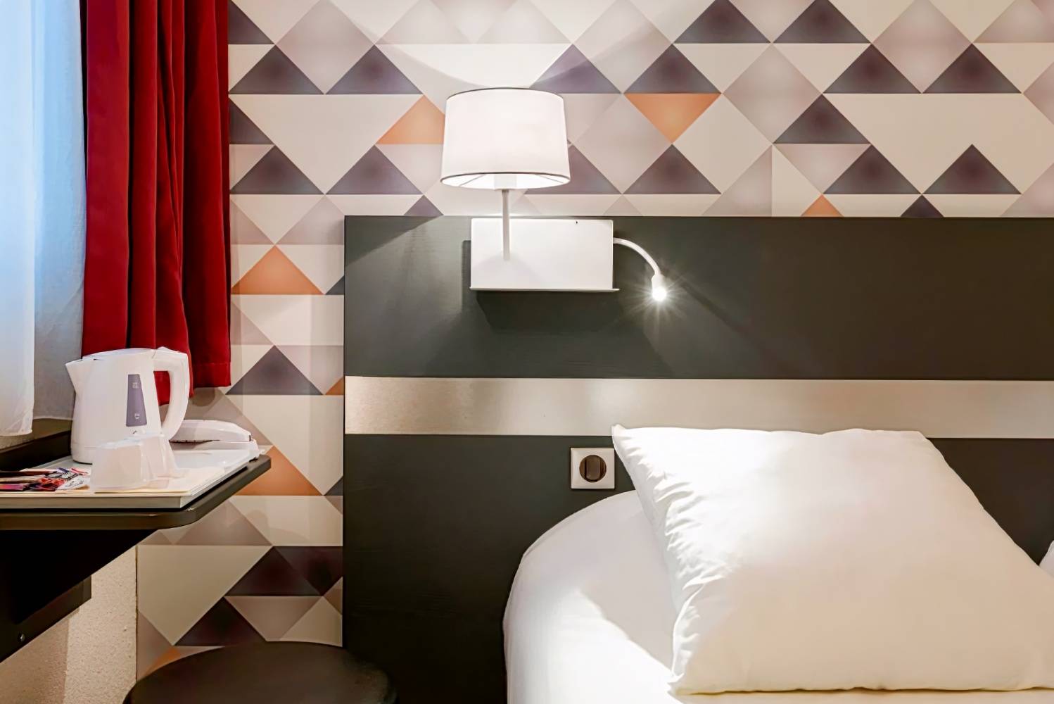 Comfort Hotel Paris Porte d’Ivry, Ivry-sur-Seine : -29% during the day ...