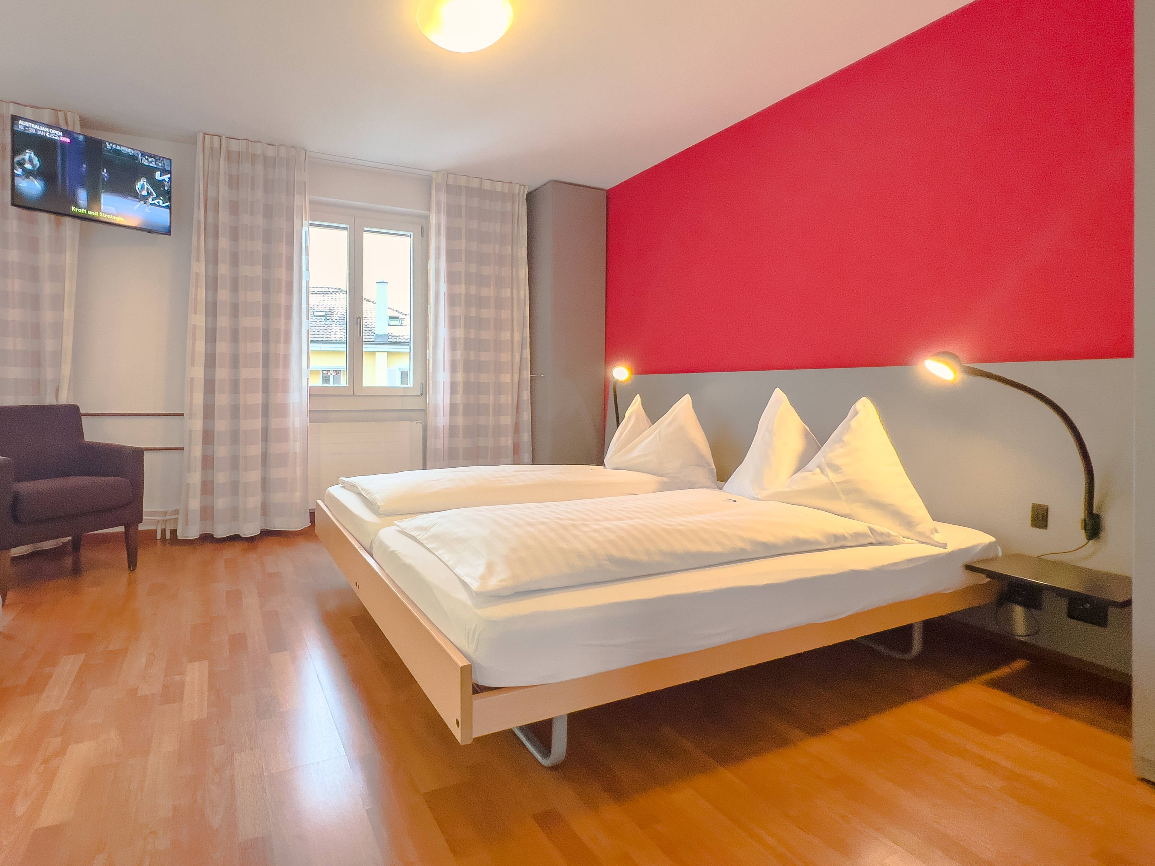 Hotel Rothaus Luzern & Peruvian Culinary Art, Luzern : -28% during the ...