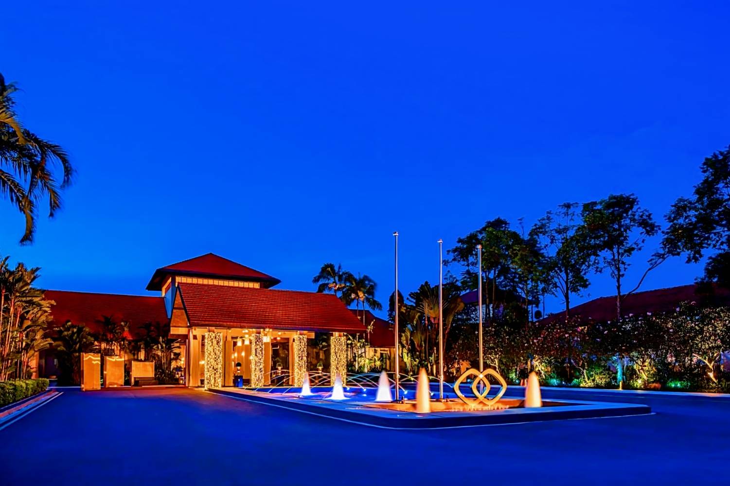 Sofitel Singapore Sentosa Resort & Spa, Southern Islands : -2% during ...