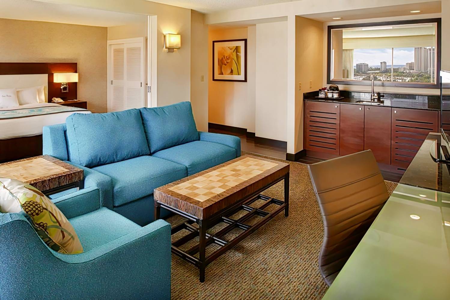 DoubleTree by Hilton Alana - Waikiki Beach, Honolulu, HI : -71% during ...