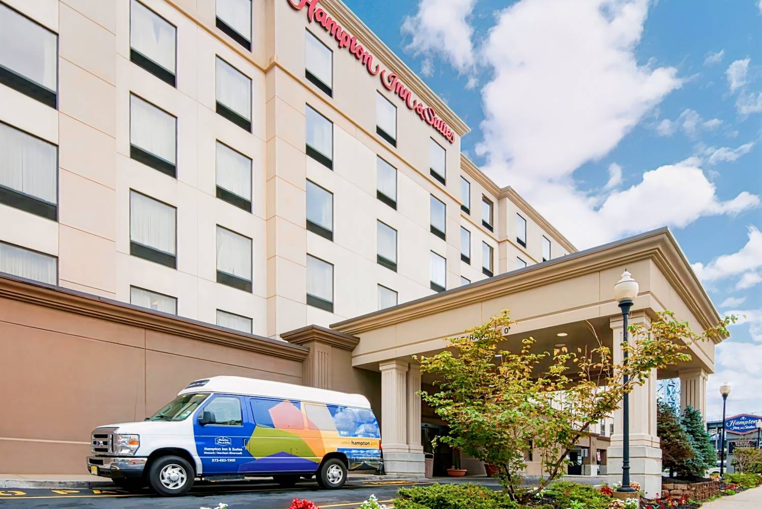 Hampton Inn & Suites Newark-Harrison, Harrison : Eén dag in het hotel ...