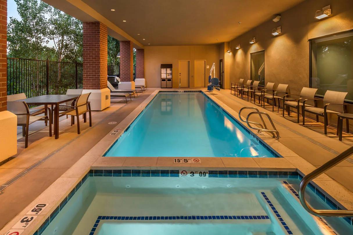 Courtyard by Marriott Reno Downtown/Riverfront, Northeast Reno : -27% ...