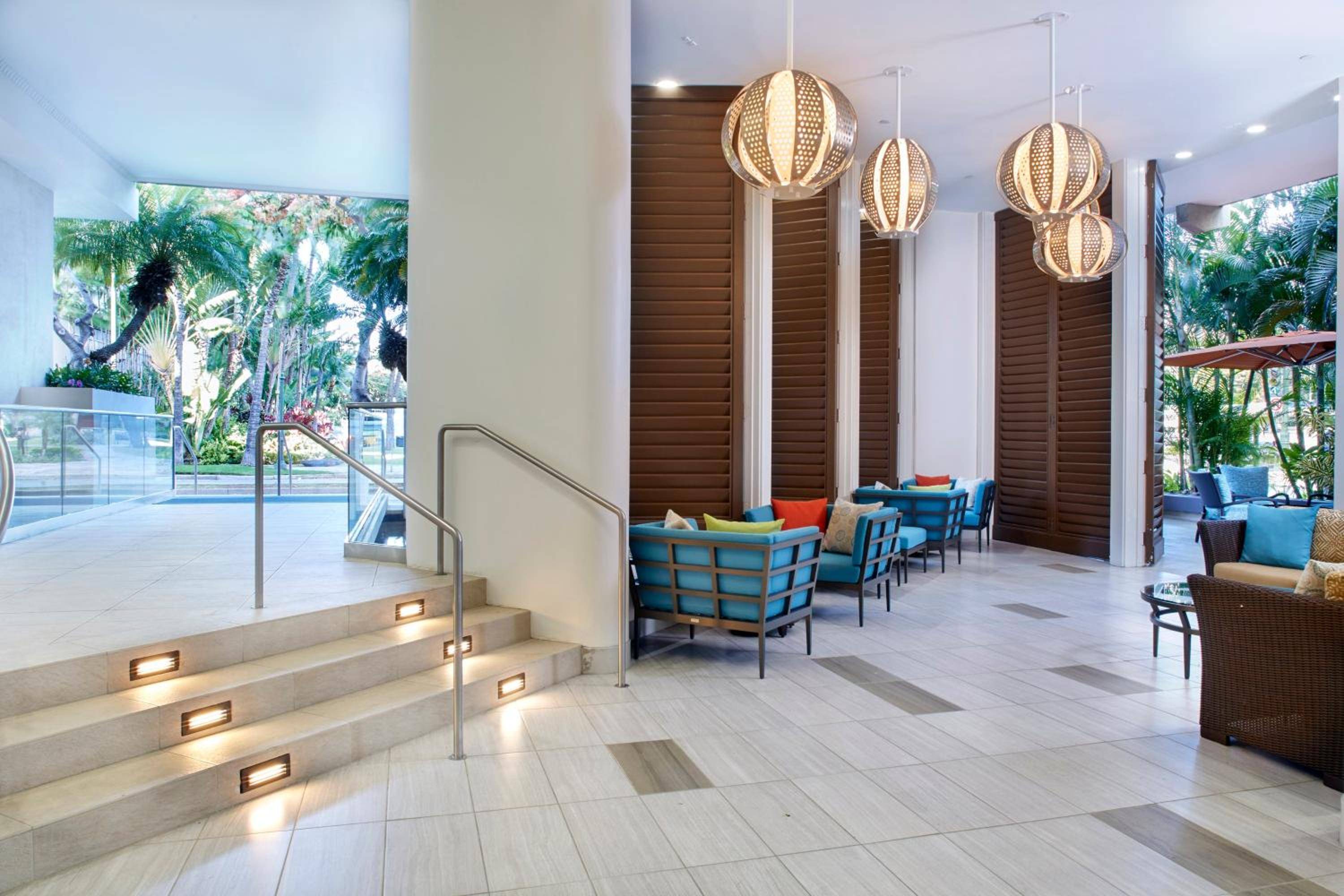 Holiday Inn Express Waikiki, an IHG Hotel, Waikiki : -50% during the ...