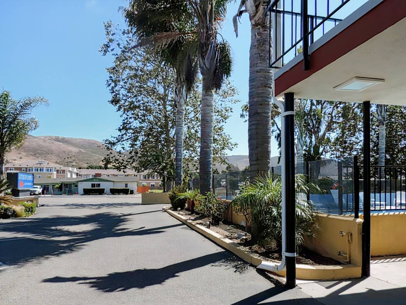 Lotus of Lompoc - A Great Hospitality Inn, Lompoc : -39% during the day ...