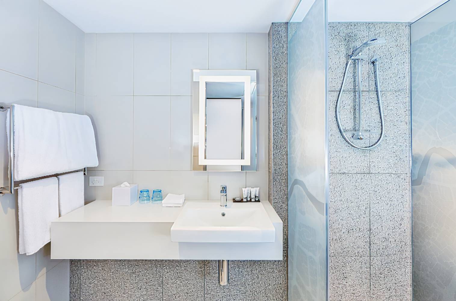 Holiday Inn Express Brisbane Central, Spring Hill : hotel during the ...