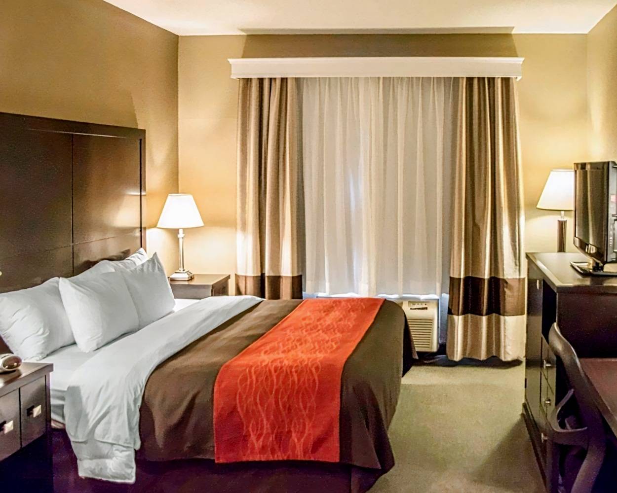 Holiday Inn Express - Cincinnati North - Monroe, Monroe : hotel during ...