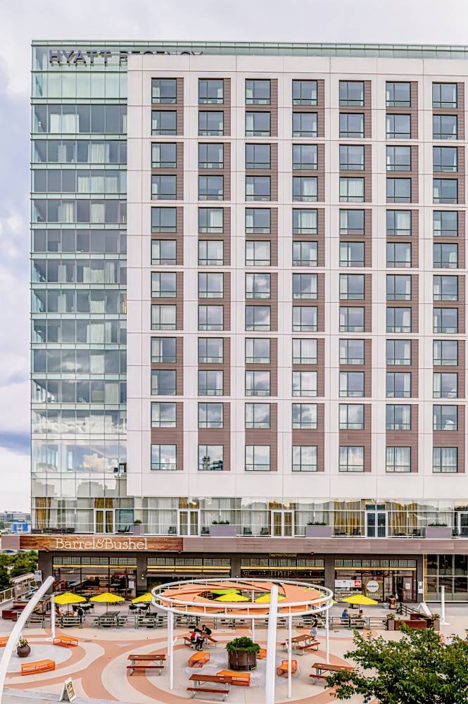 Hyatt Regency Tysons Corner Center, Tysons : hotel during the day ...