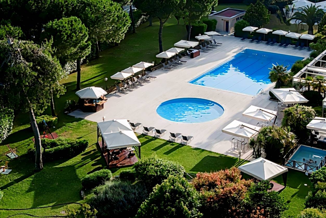 Holiday Inn Rome Eur Parco Dei Medici, Roma, Lazio : -25% durante il ...