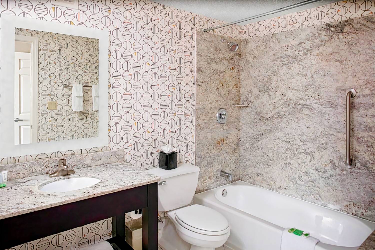 Hourly Hotels : Hotel rooms for a few hours - Dayuse.com