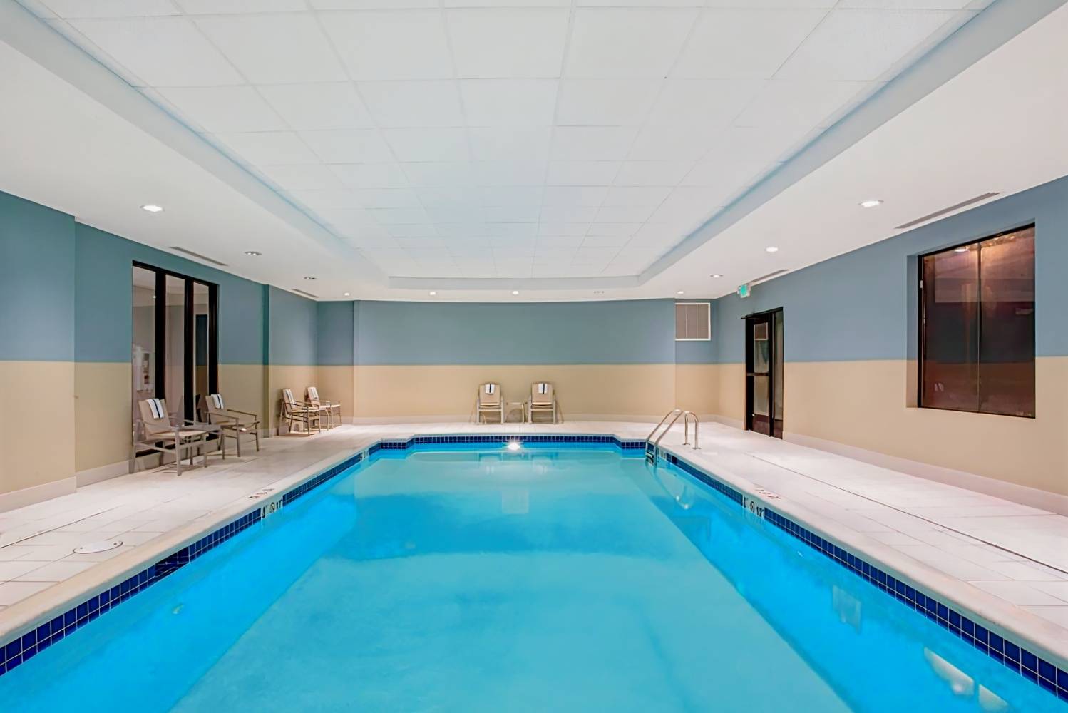 Holiday Inn Express & Suites Owings Mills-Baltimore Area, Owings Mills ...