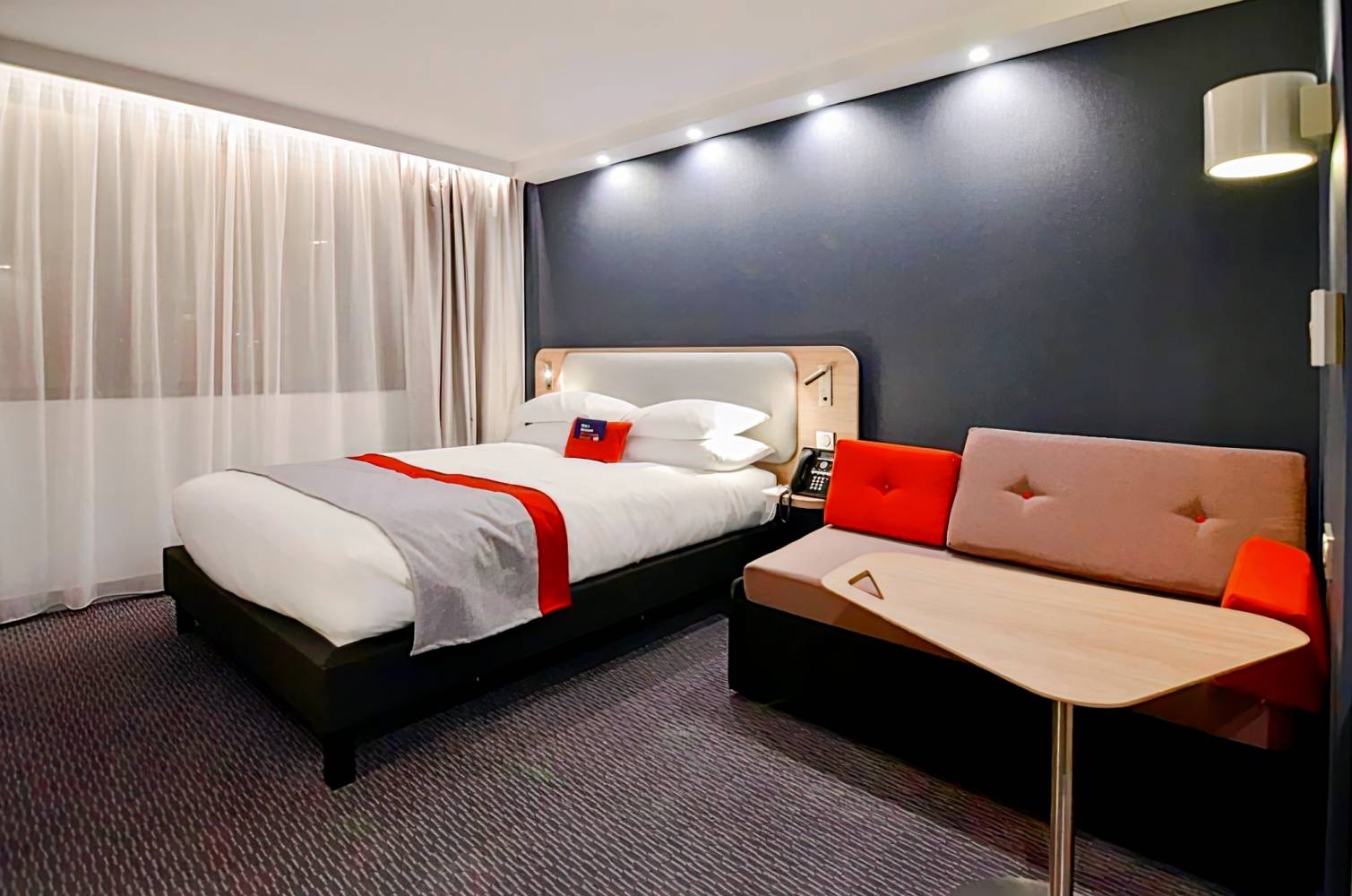 Dayuse Hotels in Paris Charles de Gaulle Airport • Hotels by the hour ...