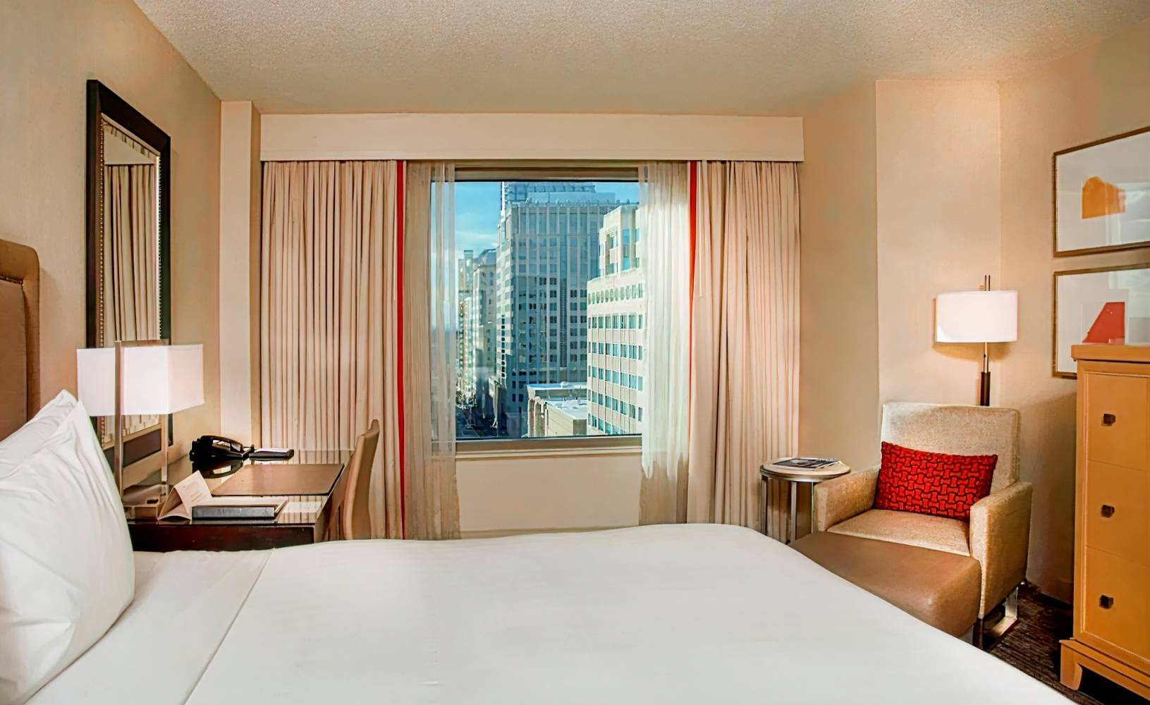 Hyatt Regency Reston, Reston : -23% during the day - Dayuse.com