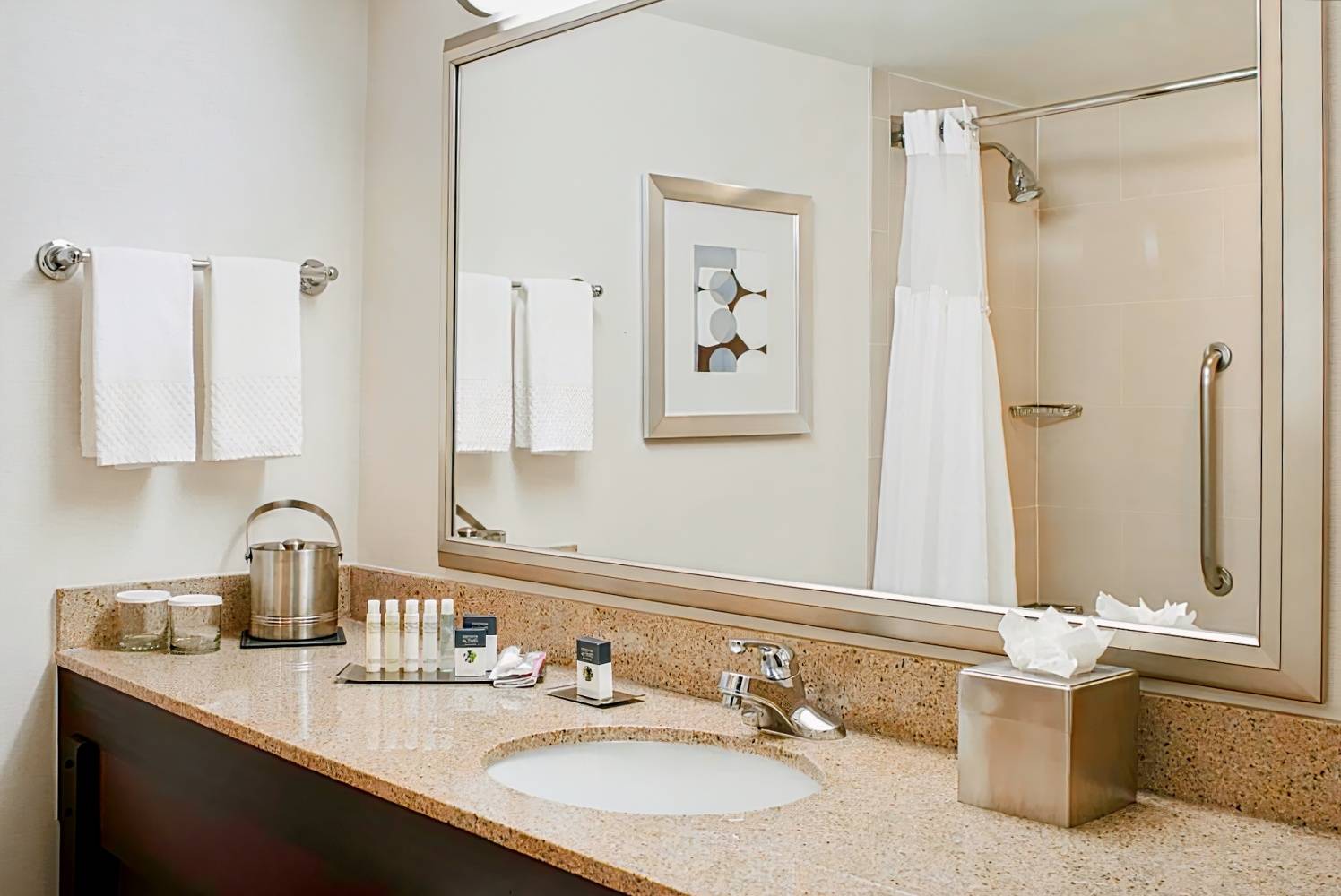 Early Check-In Hotels - Check in hotel now - Dayuse.com