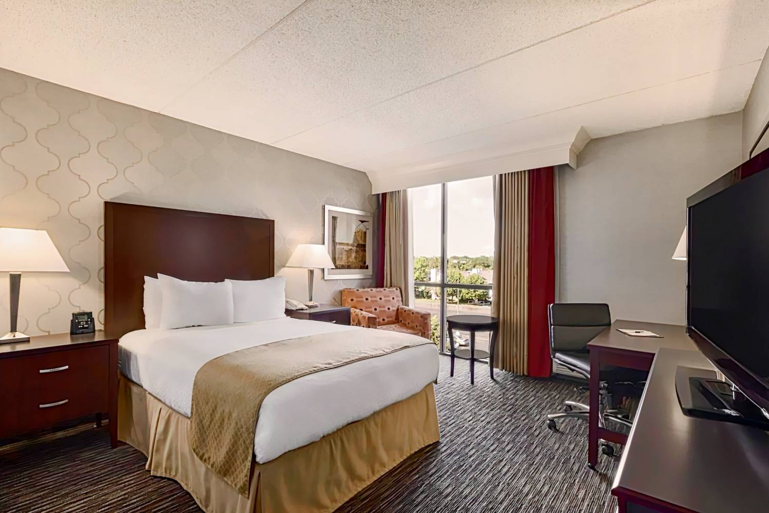 Early Check-In Hotels - Check in hotel now - Dayuse.com