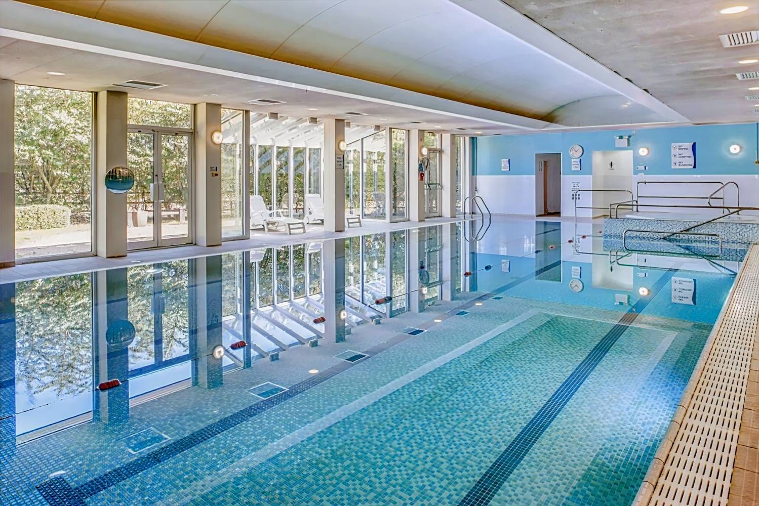 Holiday Inn Colchester, an IHG Hotel, Eight Ash Green : -34% during the ...