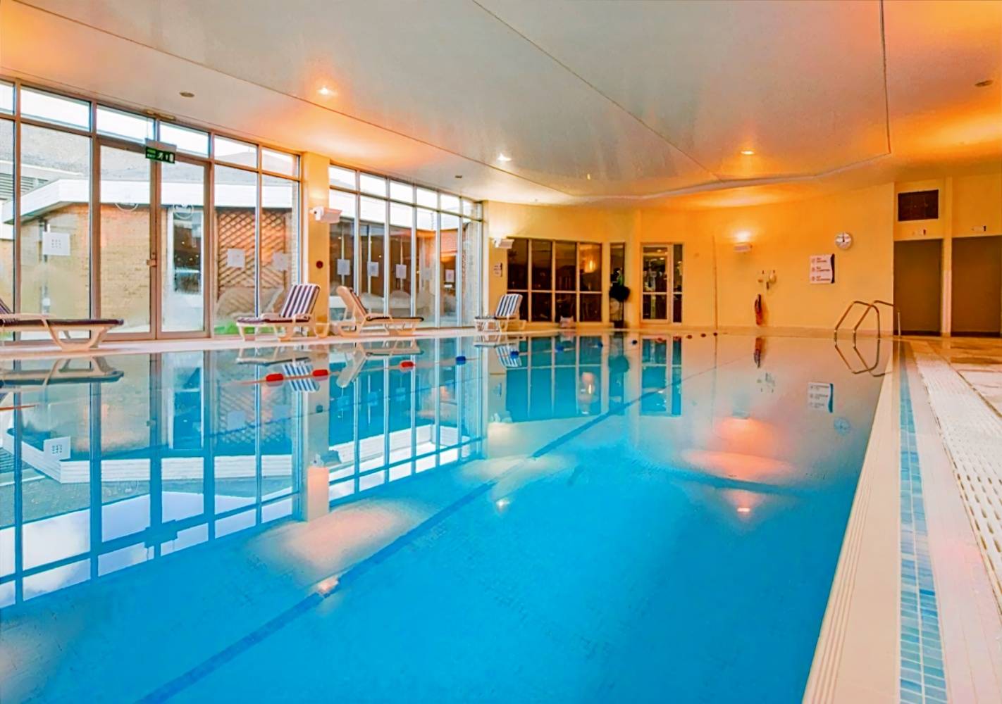 Holiday Inn Ipswich, an IHG Hotel, Suffolk : -16% during the day ...