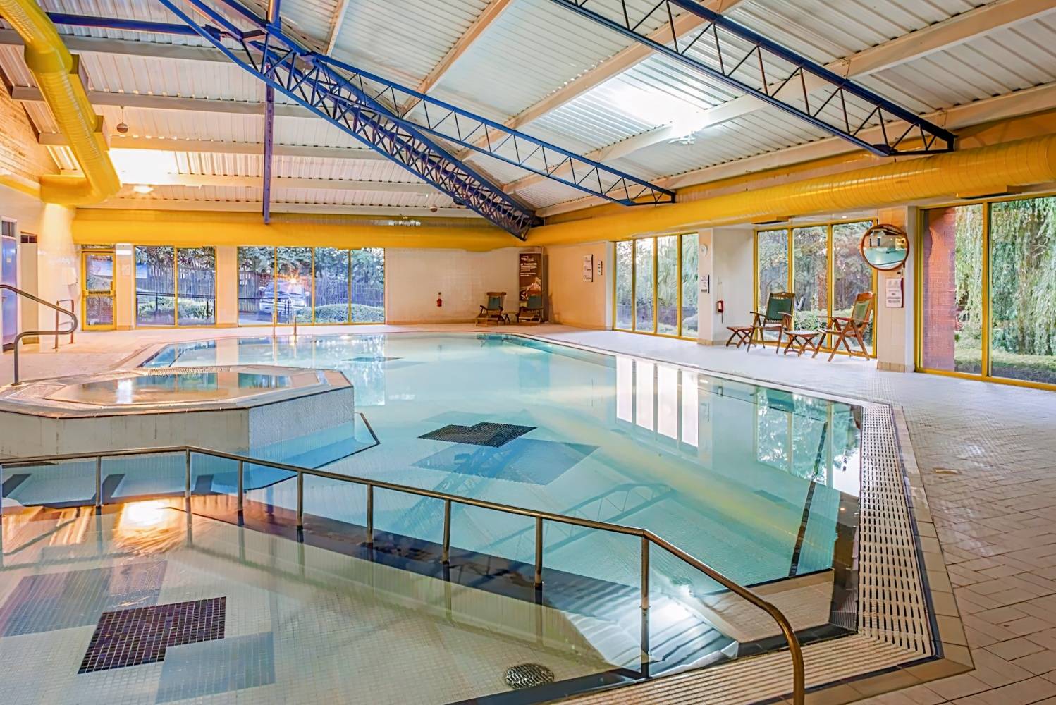 Holiday Inn Runcorn, Beechwood : -34% during the day - Dayuse.com