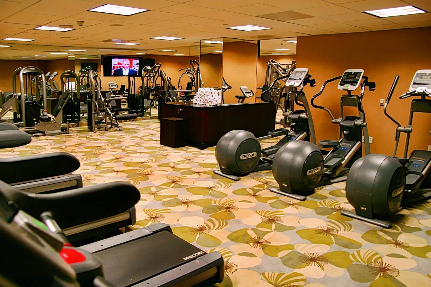 Pacific Palms Resort, City of Industry, CA : -48% during the day ...