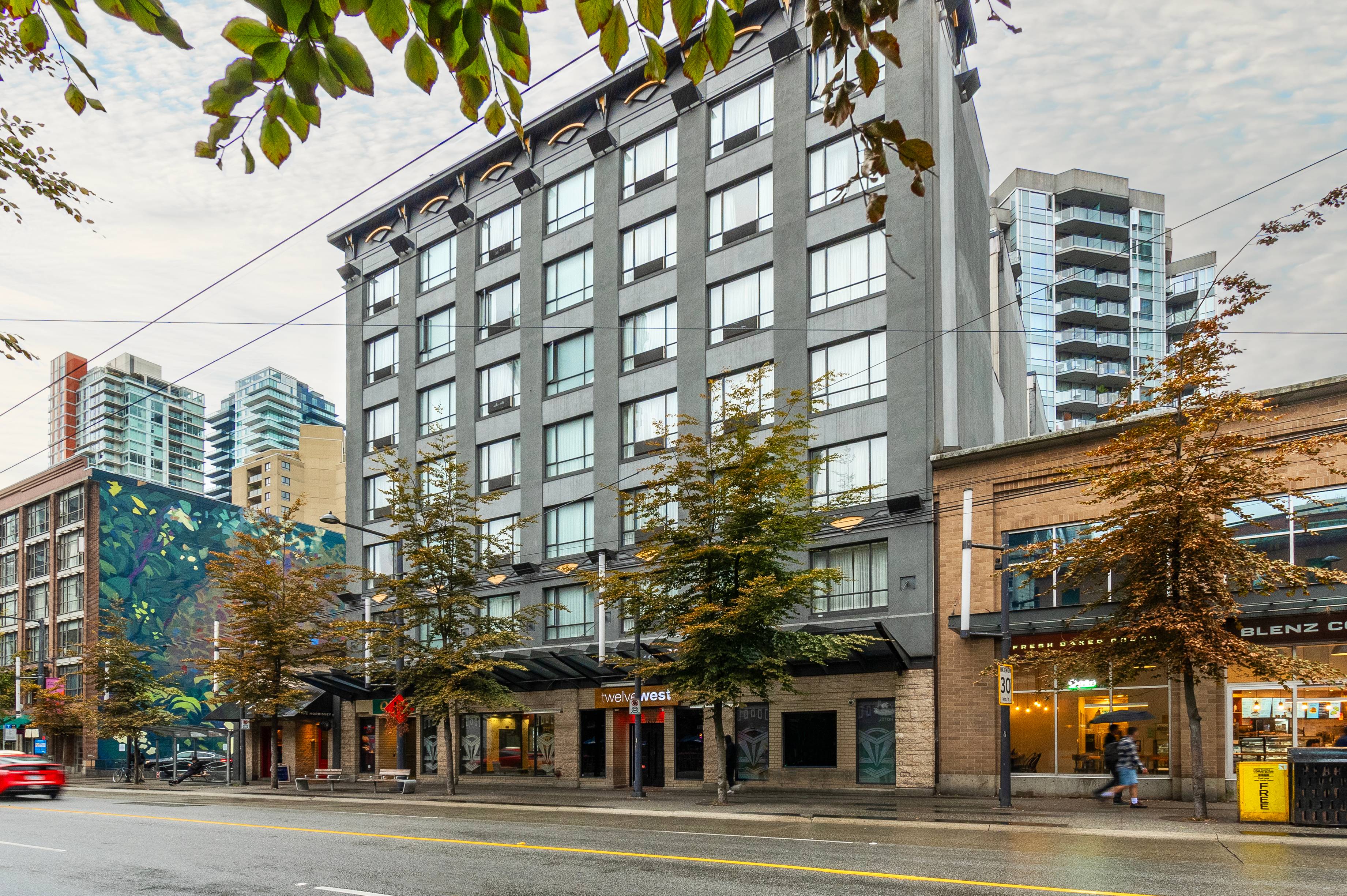 Quality Inn & Suites Downtown Vancouver, Central Vancouver : -72% ...