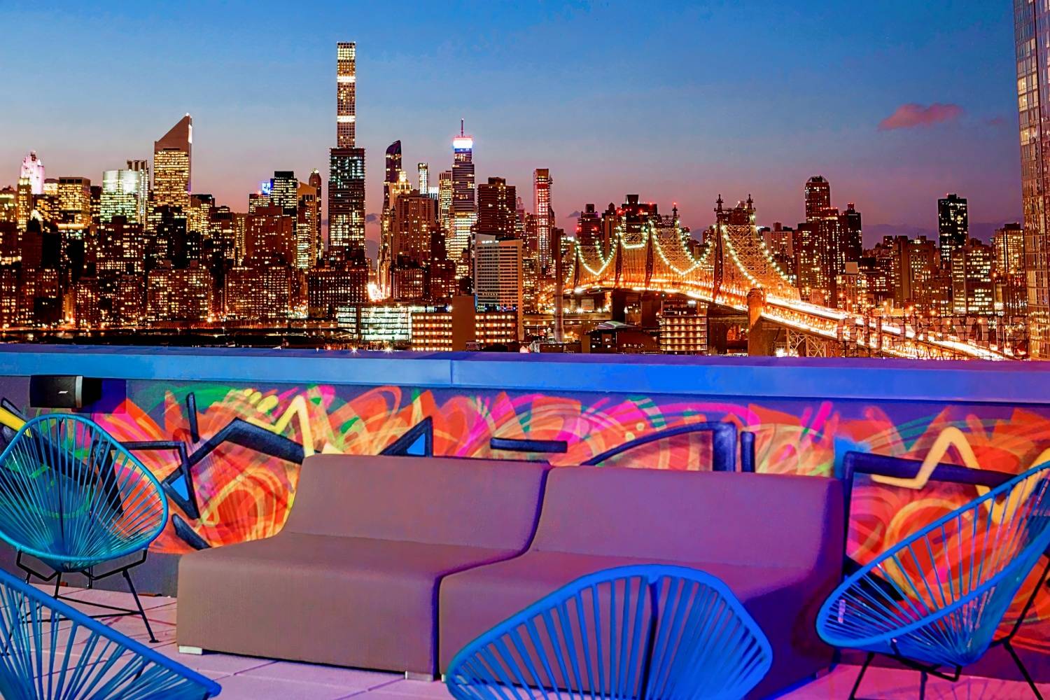 Aloft Long Island City, Long Island City : -44% during the day - Dayuse.com