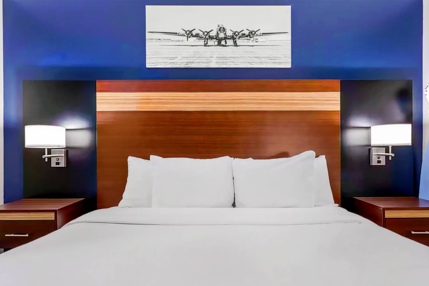 Avion Inn Near LGA Airport, Ascend Hotel Collection, East Elmhurst ...