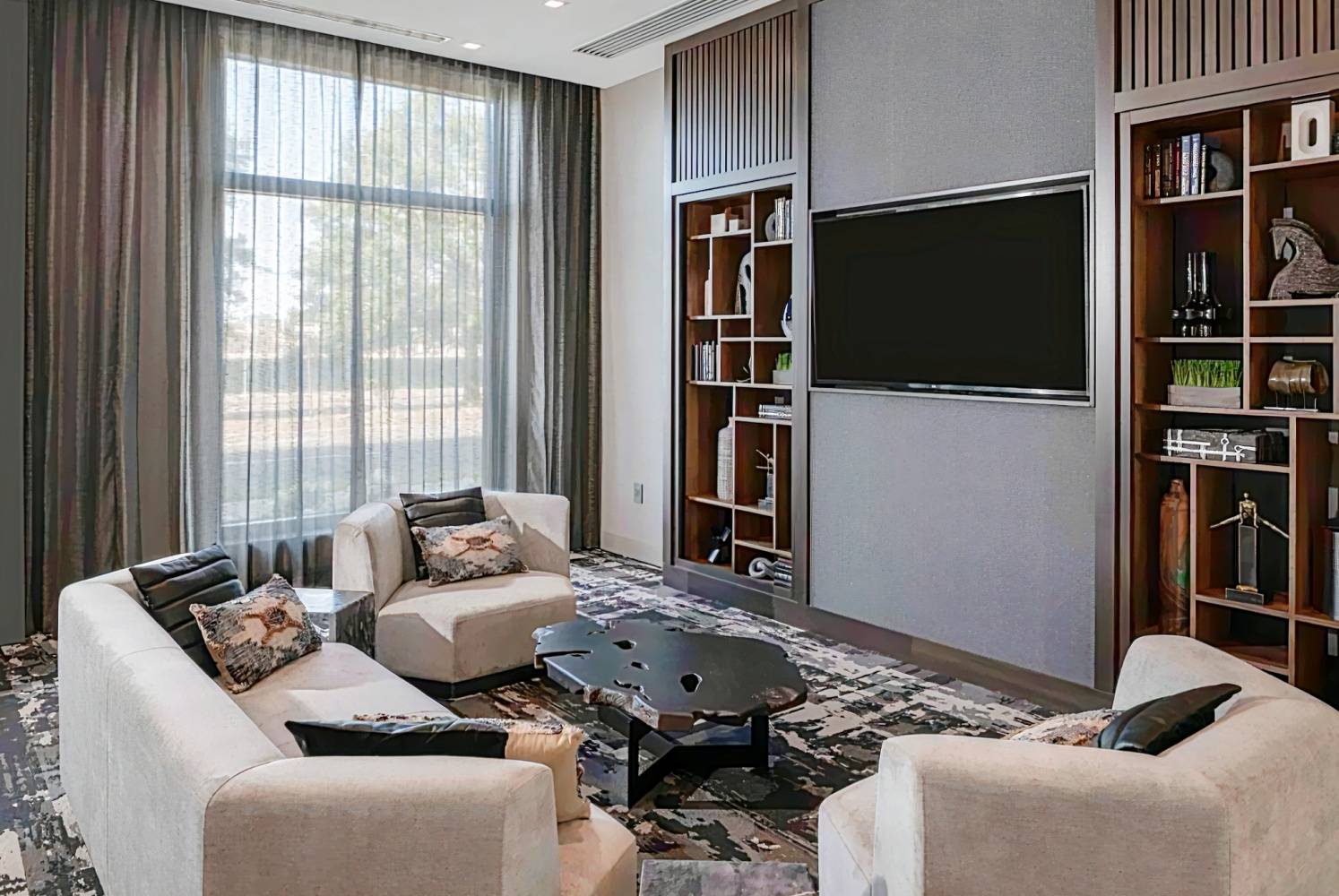 Holiday Inn Express Boston Logan Airport - Revere, Revere : hotel ...