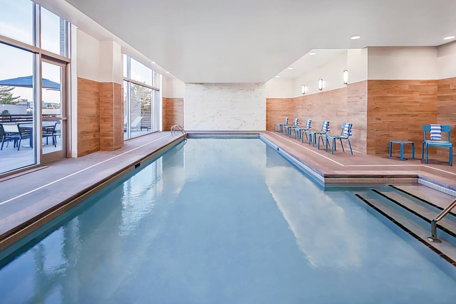 Hampton Inn Boston Woburn, Woburn, MA : -60% en journée • Réservation à ...