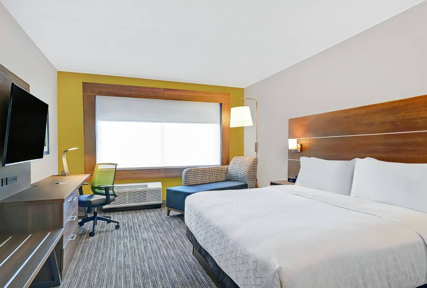 Holiday Inn Express Kingston West, Cataraqui North : -8% en journée ...