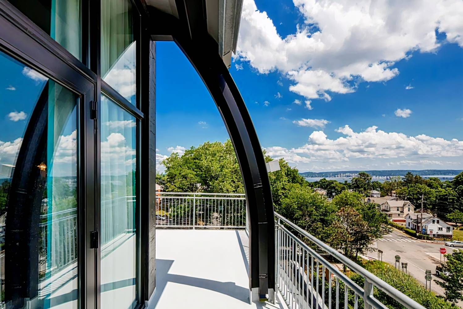 Hourly Hotels : Hotel rooms for a few hours - Dayuse.com