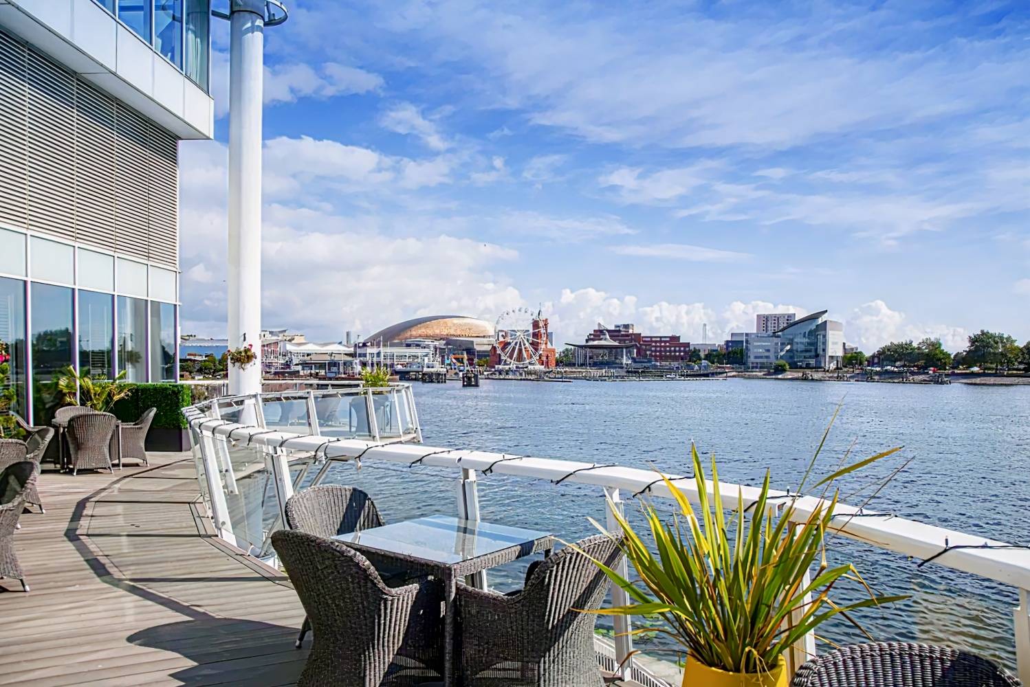 Voco St. David's Cardiff en journée • Réservation à l'heure l Dayuse.fr