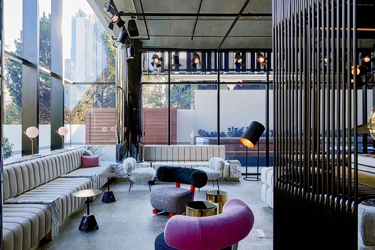 Tribe Perth, West Perth : -23% during the day - Dayuse.com