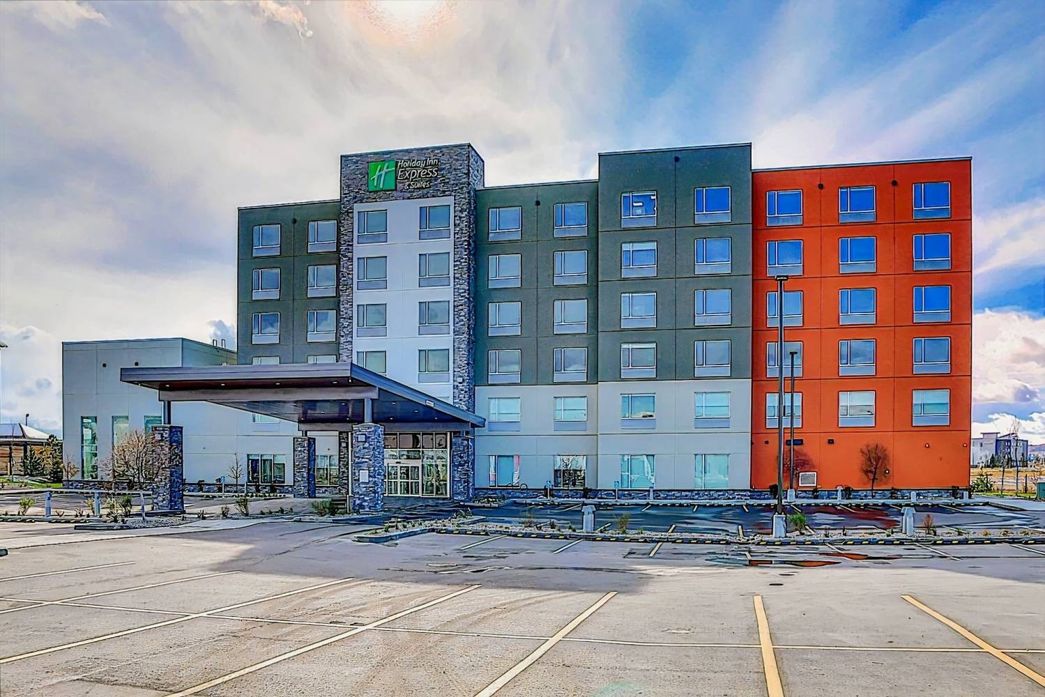 Holiday Inn Express & Suites Calgary Airport Trail NE, Northeast ...