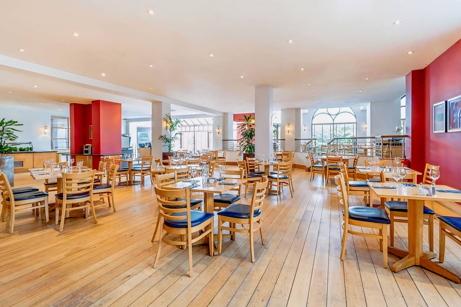 Holiday Inn Gloucester - Cheltenham, an IHG Hotel, Barnwood : hotel ...