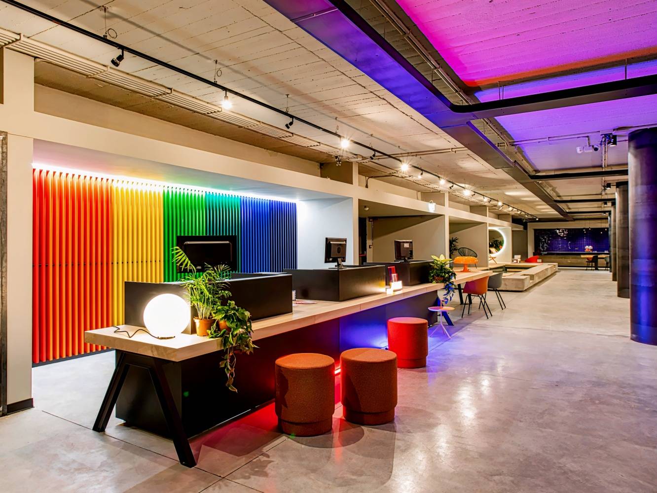 Ibis Styles Roma Aurelia, Roma : hotel during the day - Dayuse.ie