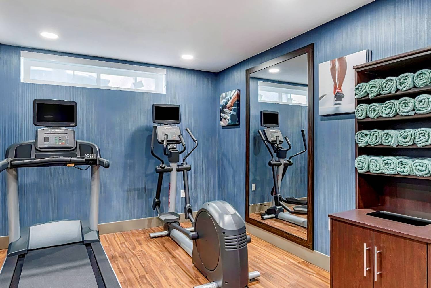 Comfort Inn JFK Airport, Jamaica : -37% during the day - Dayuse.com