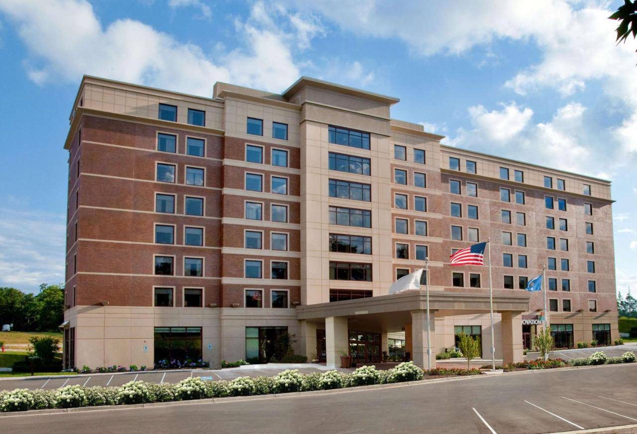 Sonesta Milwaukee West Wauwatosa, Wauwatosa : -48% during the day ...